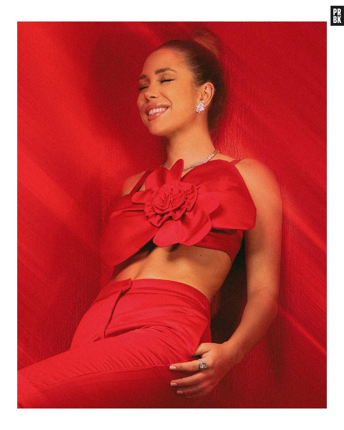 Foto: Day Langaro usou conjunto vermelho de Natal - Purebreak