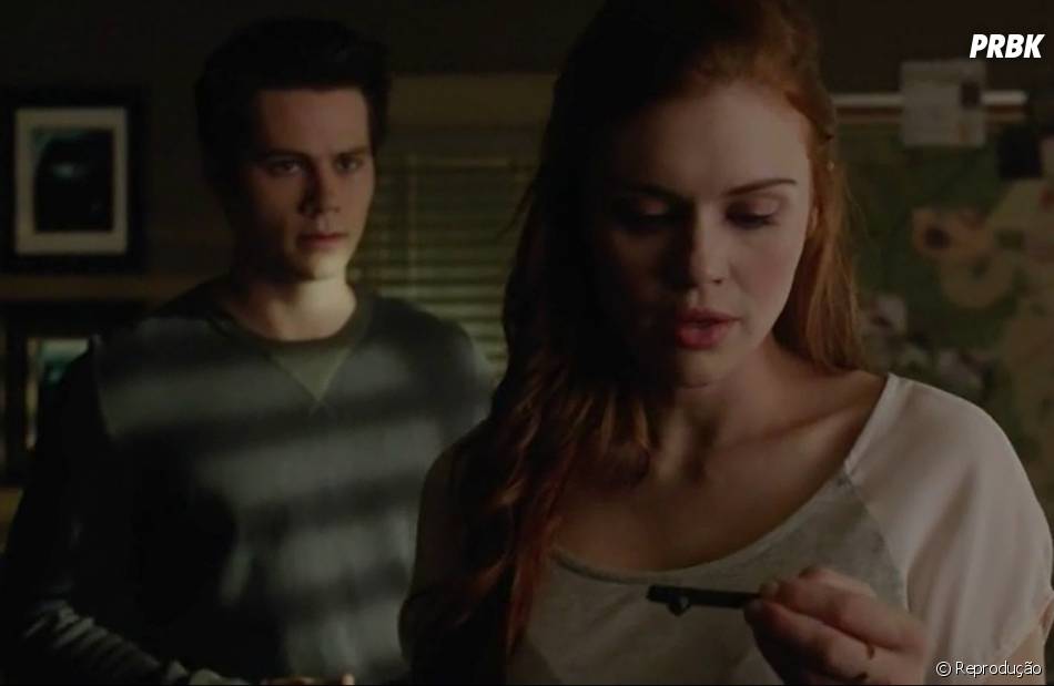 Stiles (Dylan O'Brien) e Lydia (Holland Roden) descobriram que Parrish ...