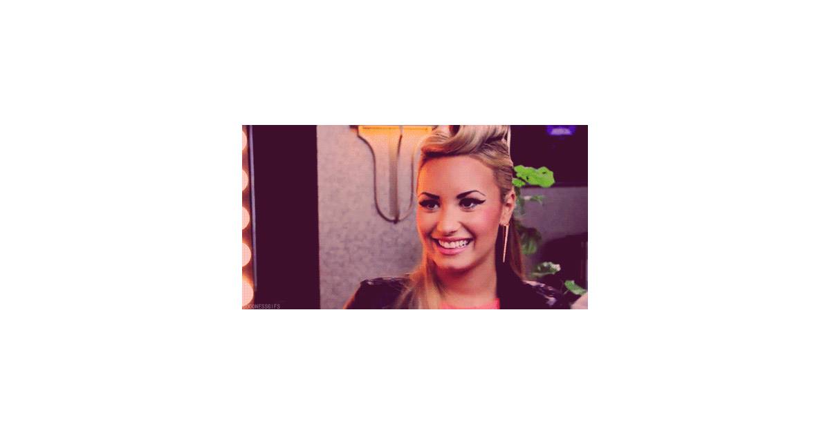 Demi Lovato faz 22 anos! - Purebreak