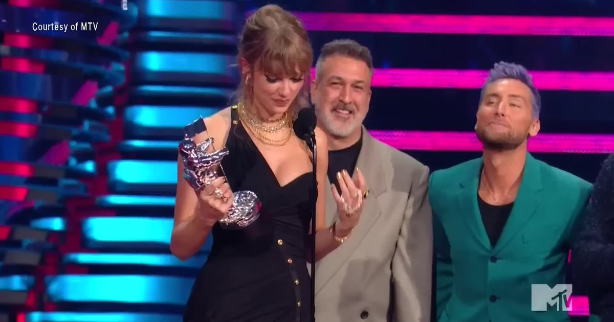 VMA 2023: Taylor Swift bêbada, Selena Gomez com cara de nojo e 10 ...