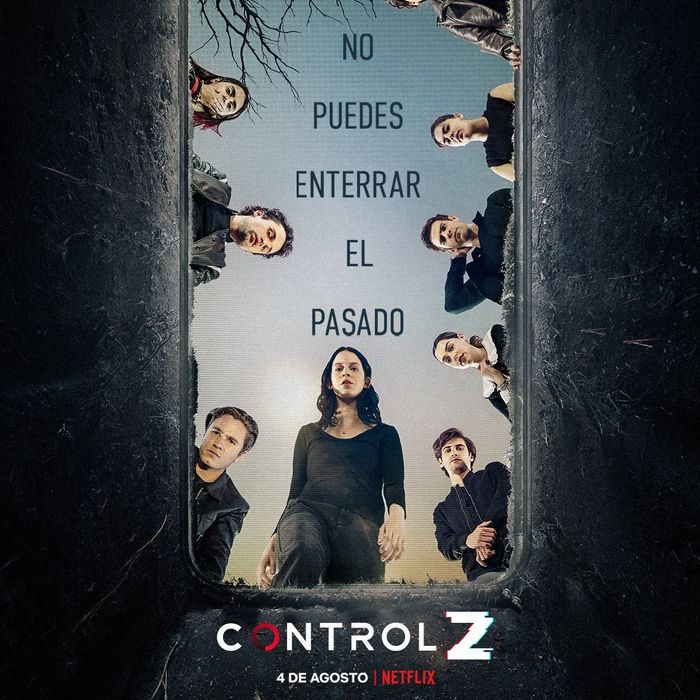 Control Z: Sofia (Ana Valeria Becerril) e Javier (Michael Ronda ...