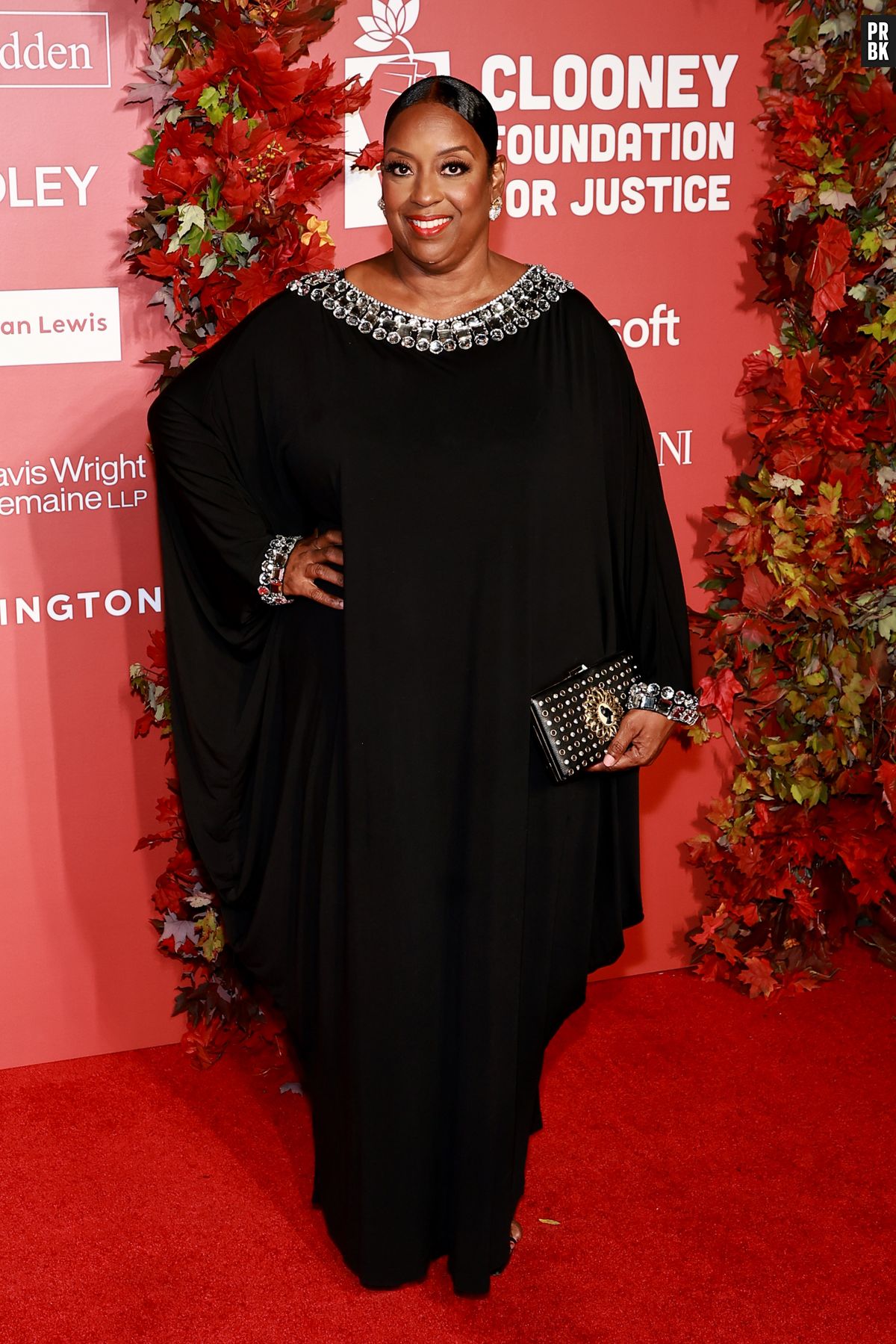 Foto: Melba Wilson marcou presença com preto e detalhes prateados ...