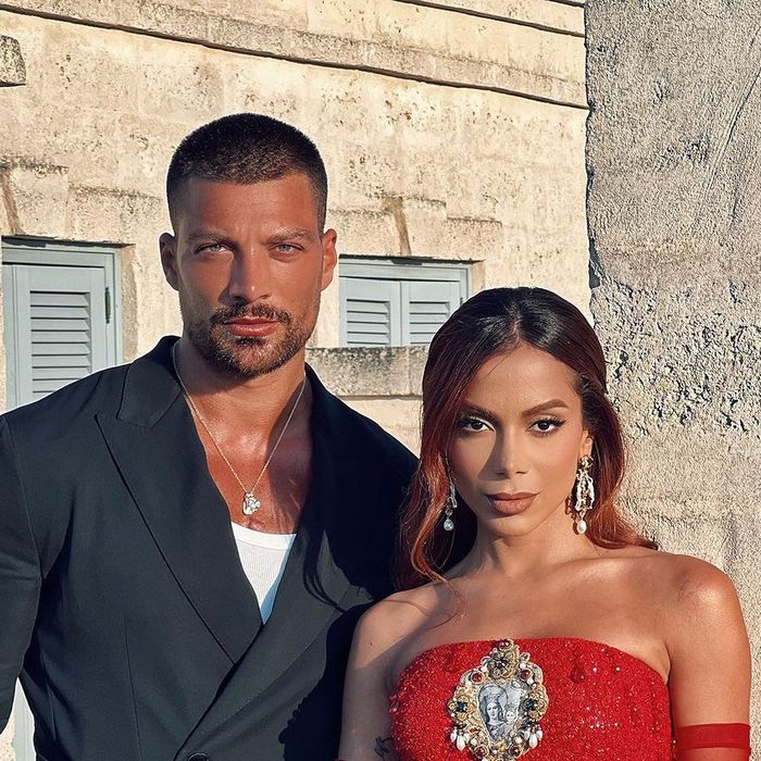 Anitta e Simone Susinna estão sempre curtindo muito juntos - Purebreak