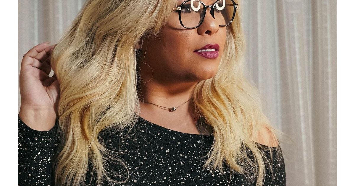 Val Pinheiro tem deixado os fãs de Marília Mendonça irritados por se ...