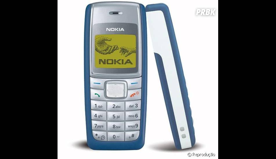 Outro modelo da Nokia de muito sucesso. E esse ainda vinha com lanterna ...