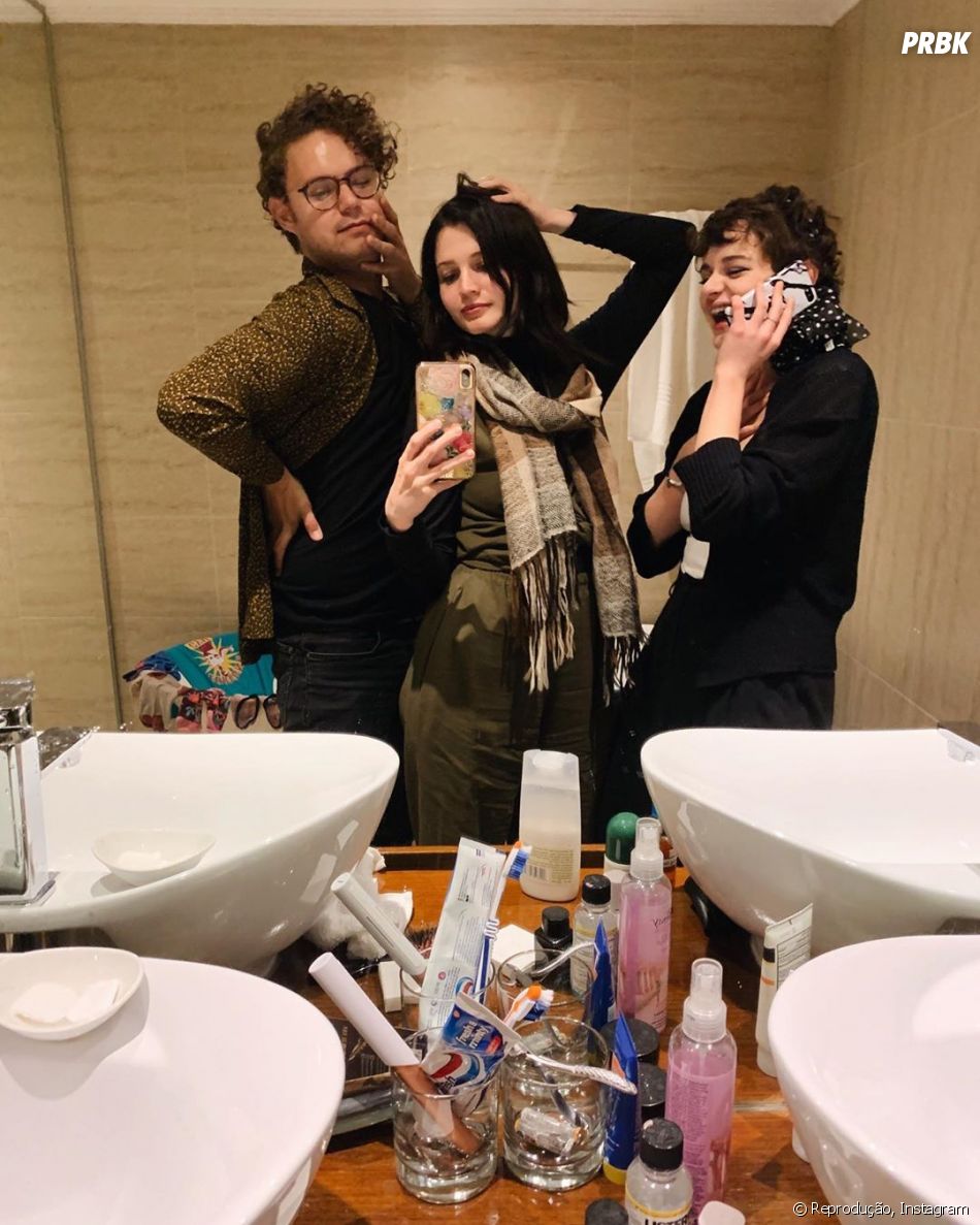 A Barraca do Beijo 2: quem aí não queria ser amigo e ir nesse rolê com ...