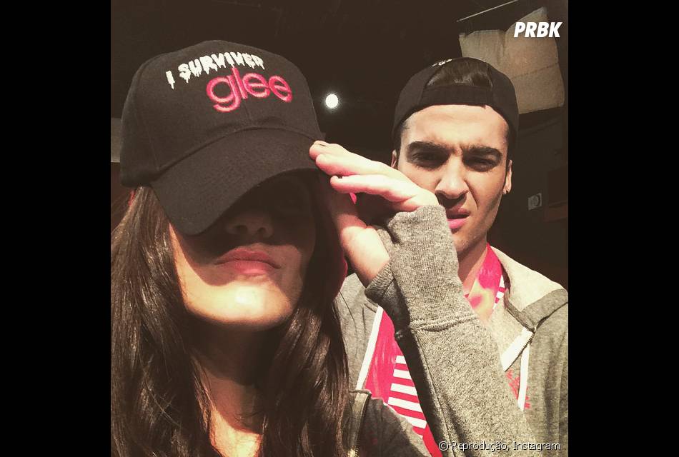 Laura Dreyfuss (Madison) e Billy Lewis Jr. (Mason) tiram uma foto em ...