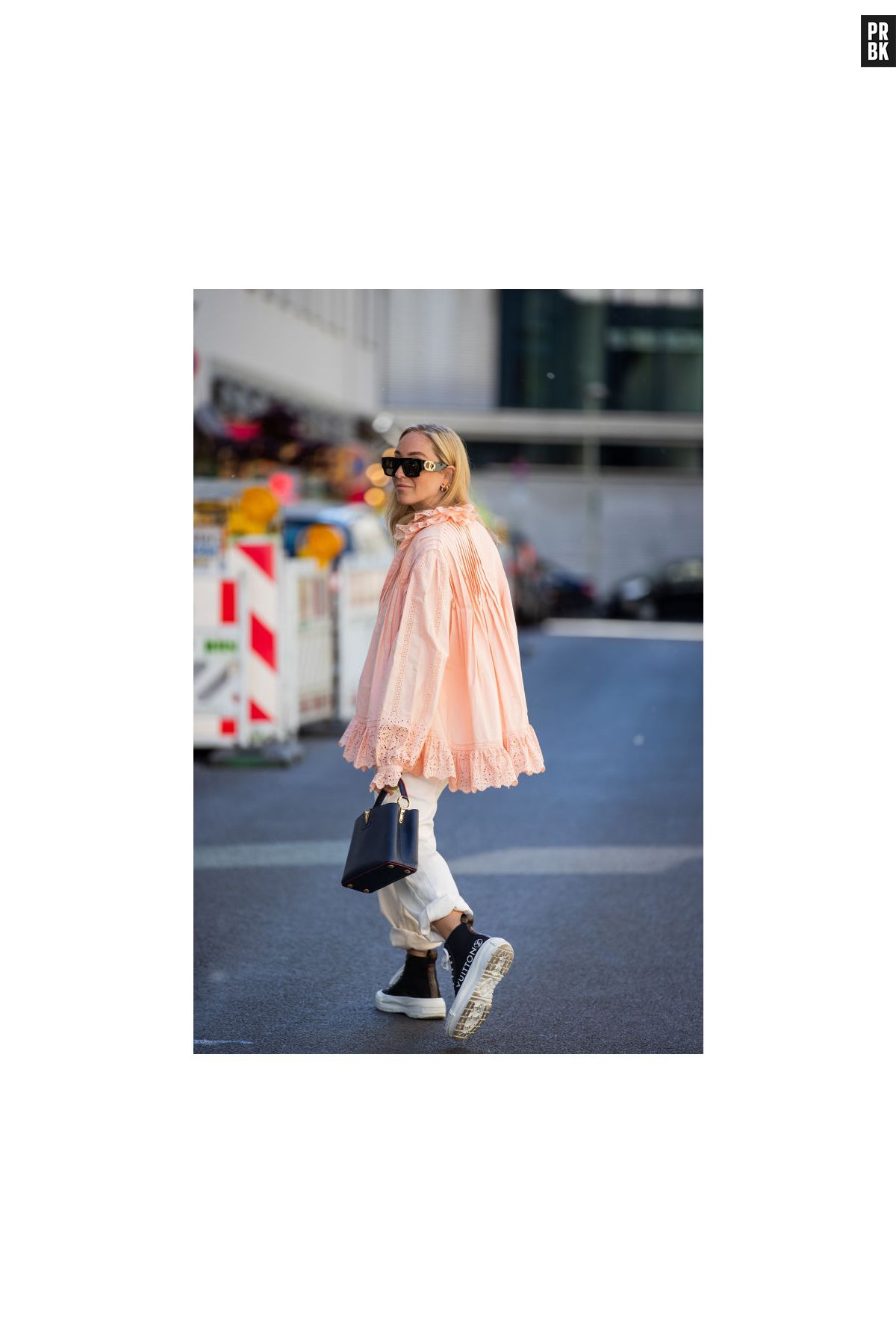 Foto: Por outro lado, o Peach Fuzz também combina com uma peça de baixo ...