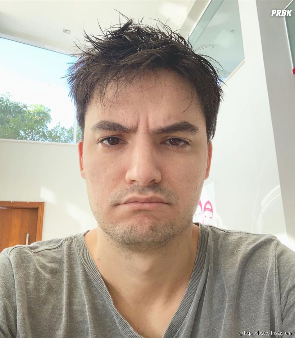 Felipe Neto fala sobre costume de fãs de K-Pop e começa discussão no ... Felipe Neto fala sobre costume de fãs de K-Pop e começa discussão no ...