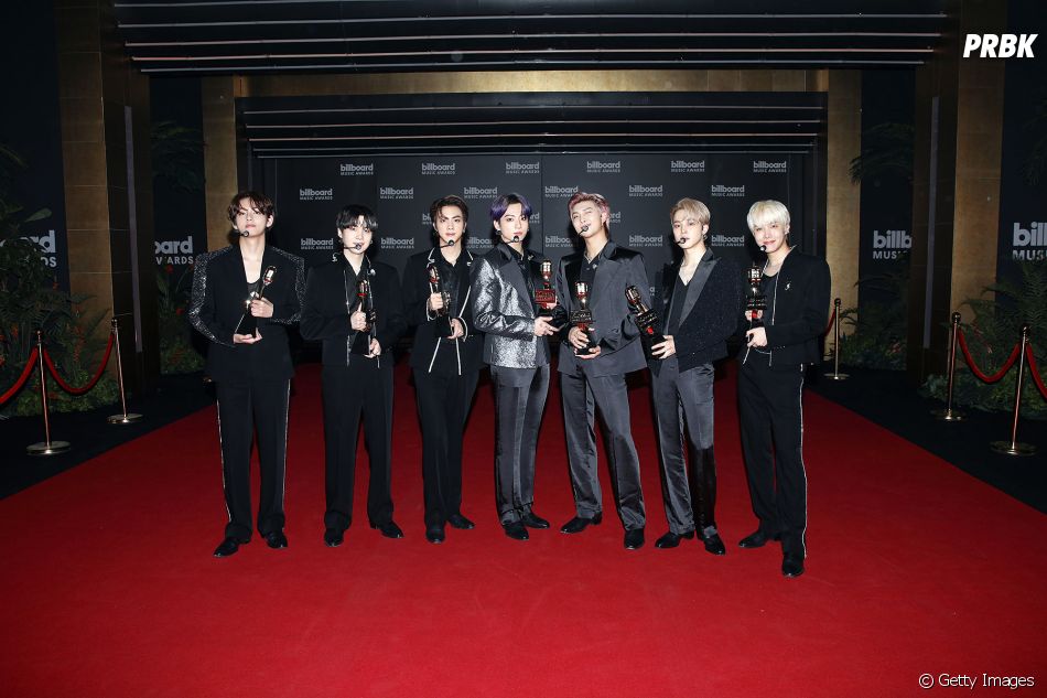 BTS leva 4 prêmios no Billboard Music Awards 2021 e se torna primeiro ...