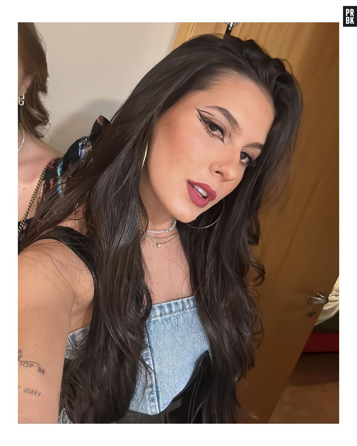 Foto: Ana Castela aparece em cima de cavalo gigante ao gravar DVD e web ...