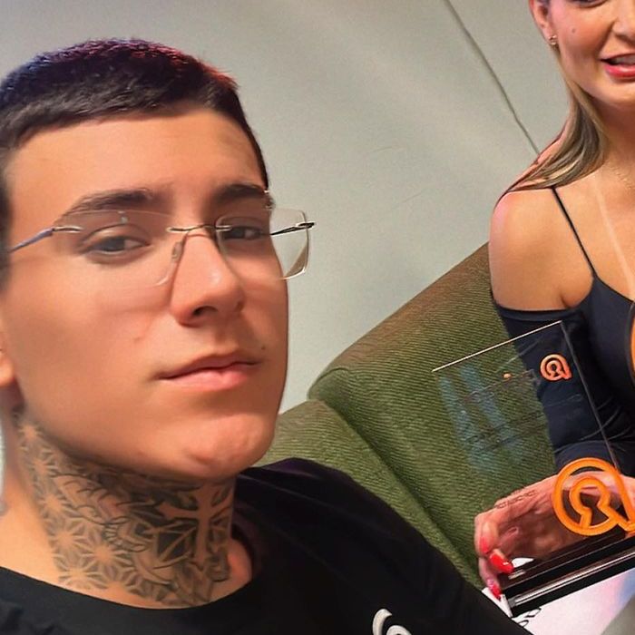 Arthur Urach Filme E Dirige Vídeos Adultos Da Mãe Purebreak