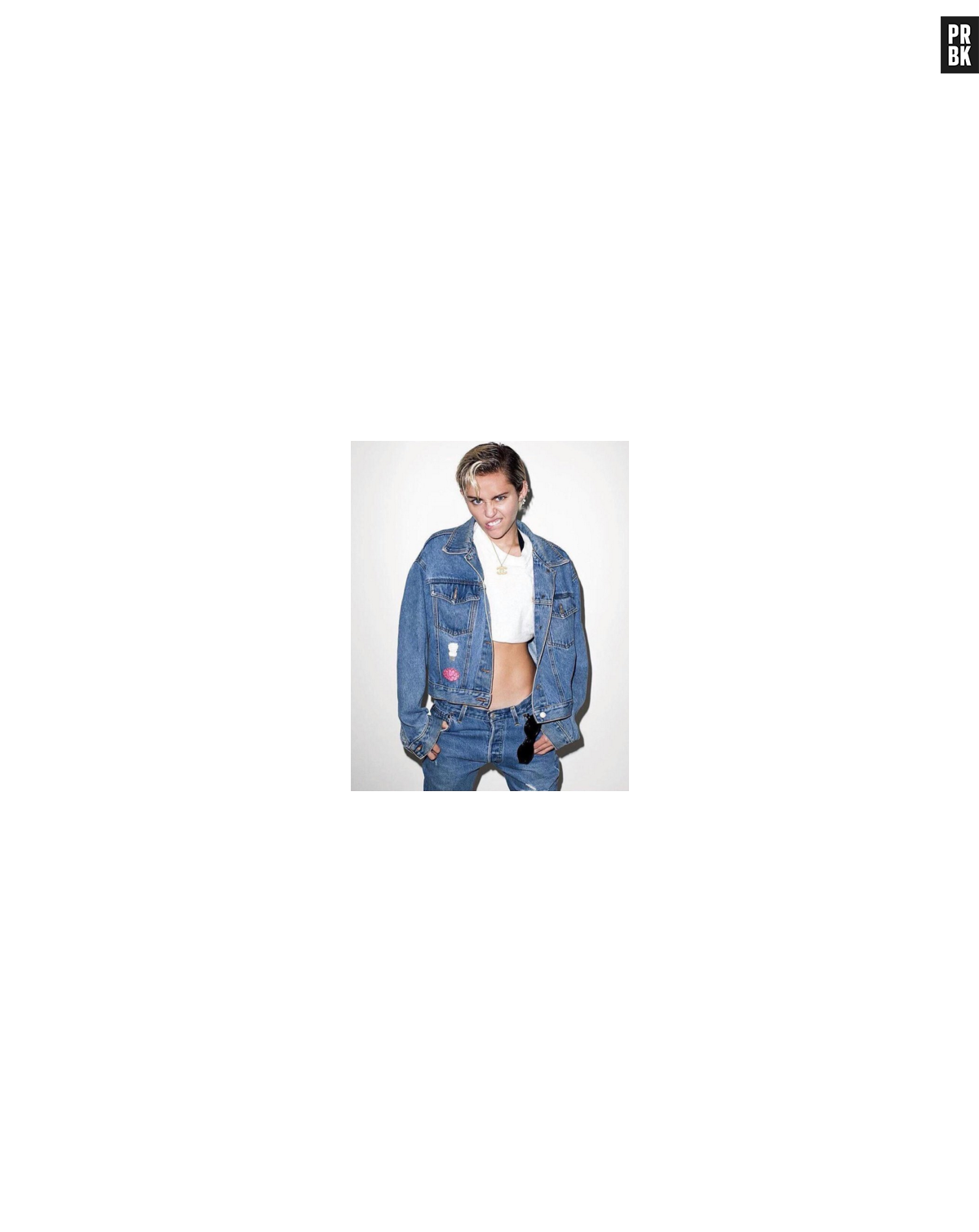 Foto: Miley Cyrus aparece toda causadora em fotos inéditas de seu ...