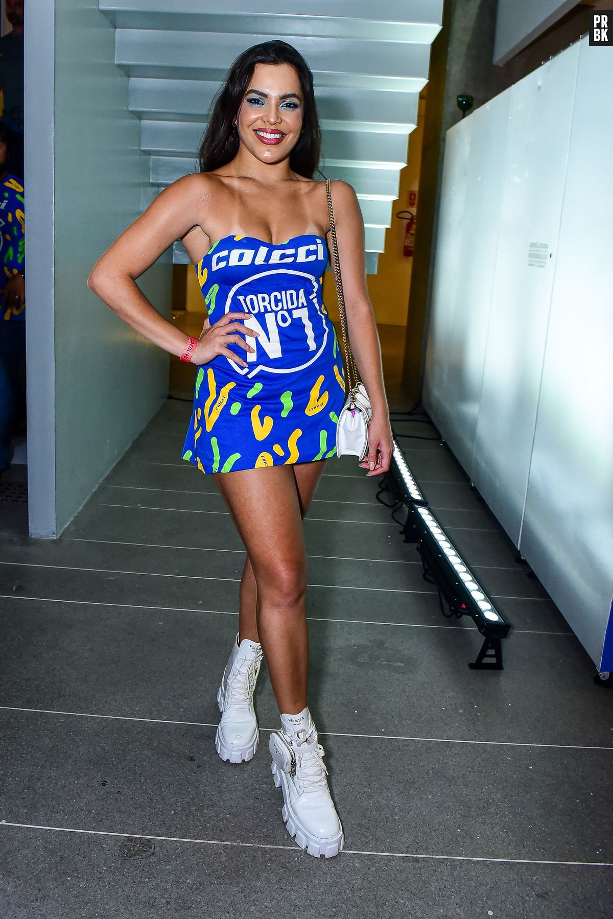 Foto: A ex-BBB Emily Araujo se reúne com time de famosos para assistir ...