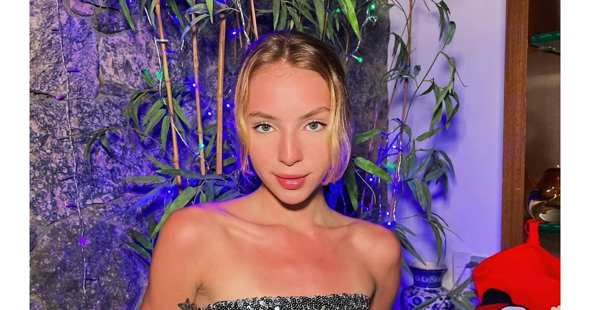 Fernanda Schneider é dona do canal no Youtube Deixa Falar, que ...