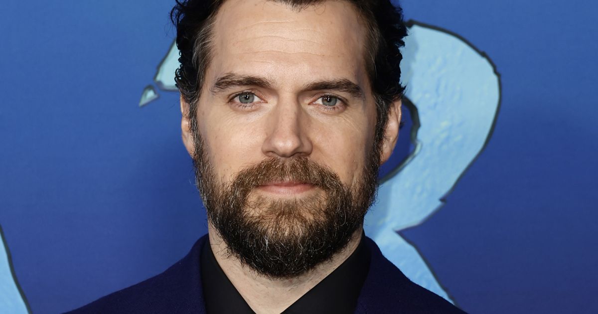 Henry Cavill, o antigo Superman, apareceu pela última vez em Adão Negro ...