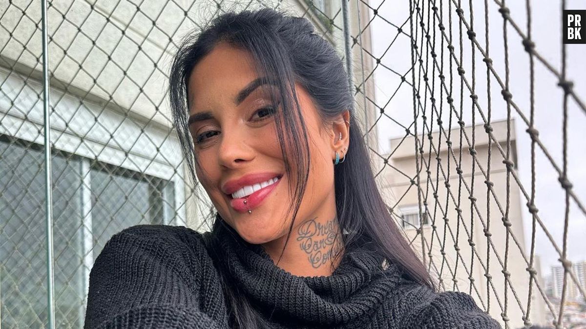 Foto: Tati Zaqui se convertou e lançou música gospel - Purebreak