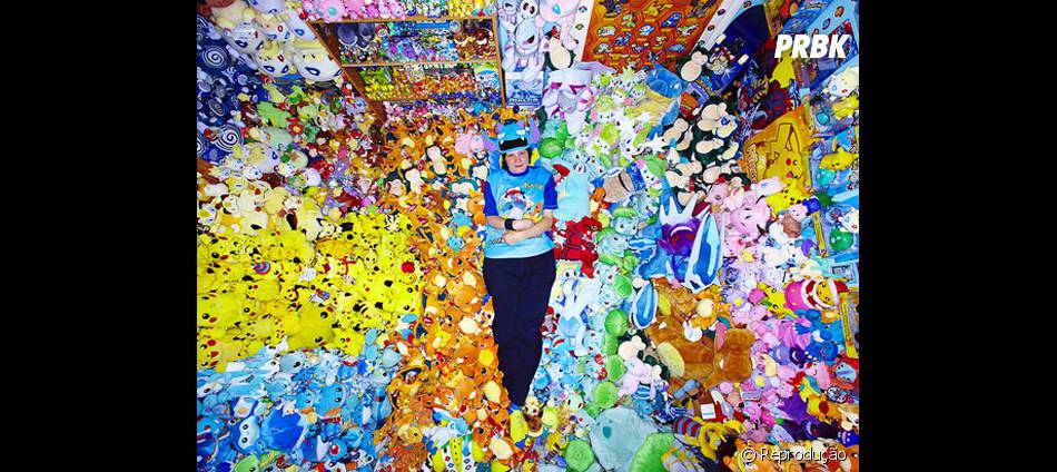 Lisa Courtney tem uma coleção gigante de artigos do desenho Pokémon ...