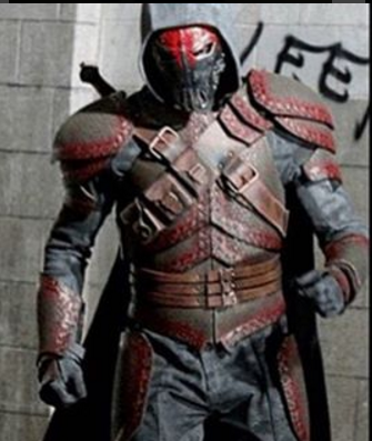 Em "Gotham": na 2ª temporada, Azrael aparece pela primeira vez e revela ...