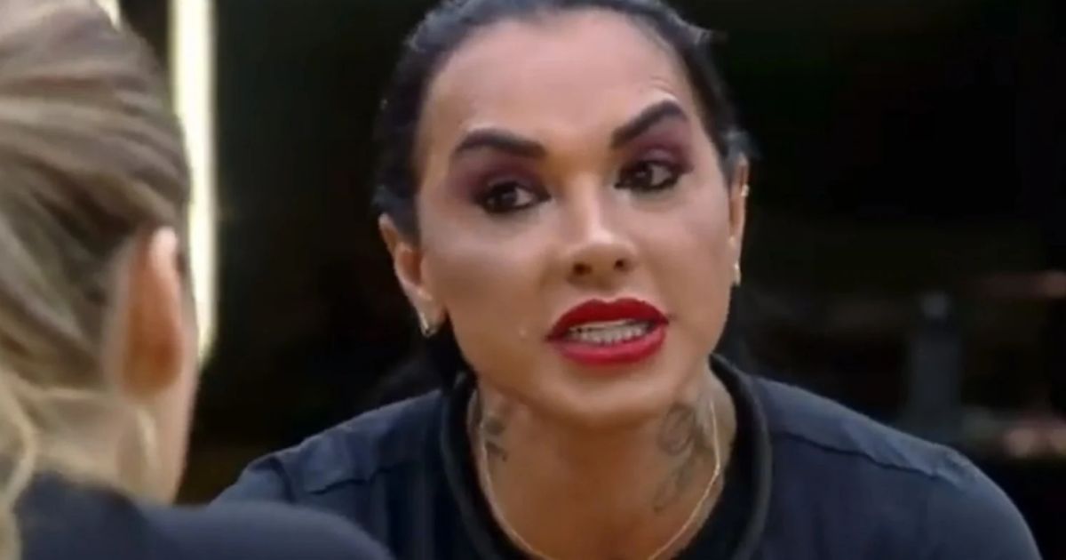 Simioni agrediu ex-funcionária de salão - Purebreak