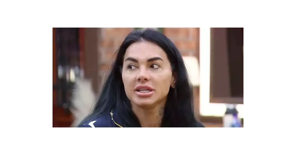 Simioni foi parar na delegacia e debochou da situação em vídeo - Purebreak