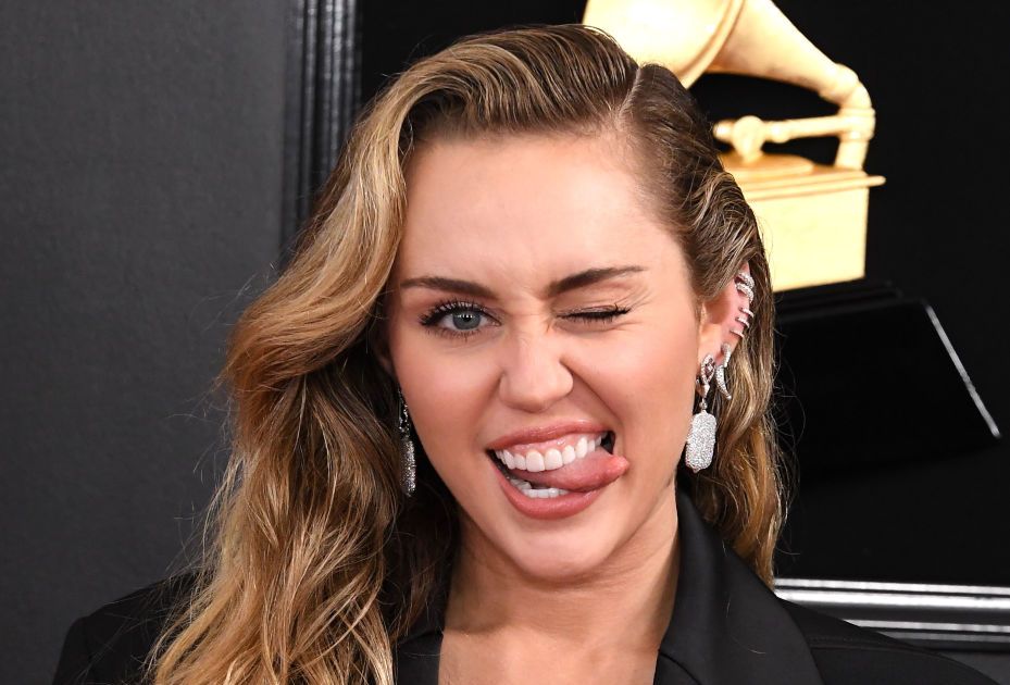 Miley Cyrus está confirmadíssima no primeiro episódio da 11ª temporada ...