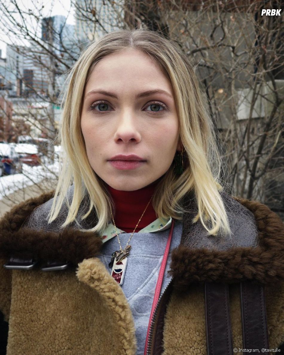 A atriz que interpreta a professora Kate Keller, Tavi Gevinson, tem 25 ...