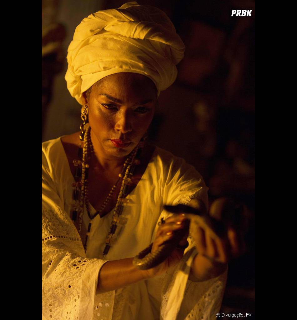 Em American Horror Story: Coven, Marie (Angela Bassett) quer a morte de ...