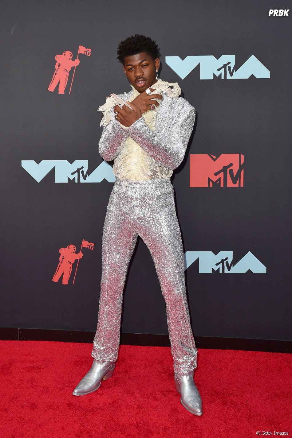 Lil Nas X sempre aposta nos looks extravagantes para premiações - Purebreak