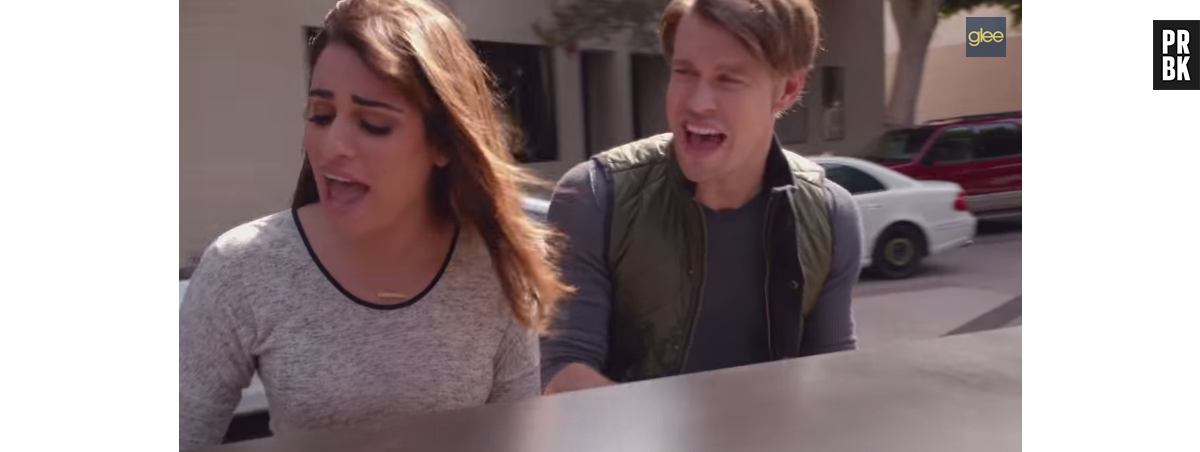 Vídeo: Rachel e Sam cantando "A Thousand Miles" em Glee - Purebreak