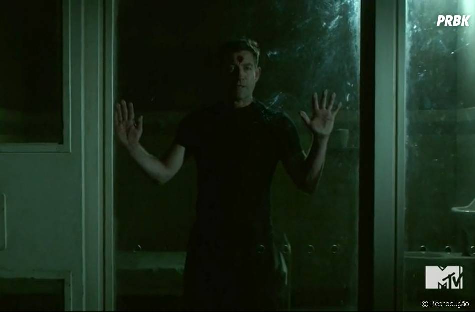 Valack (Steven Brand) reapareceu e fez grandes revelações em Teen Wolf ...