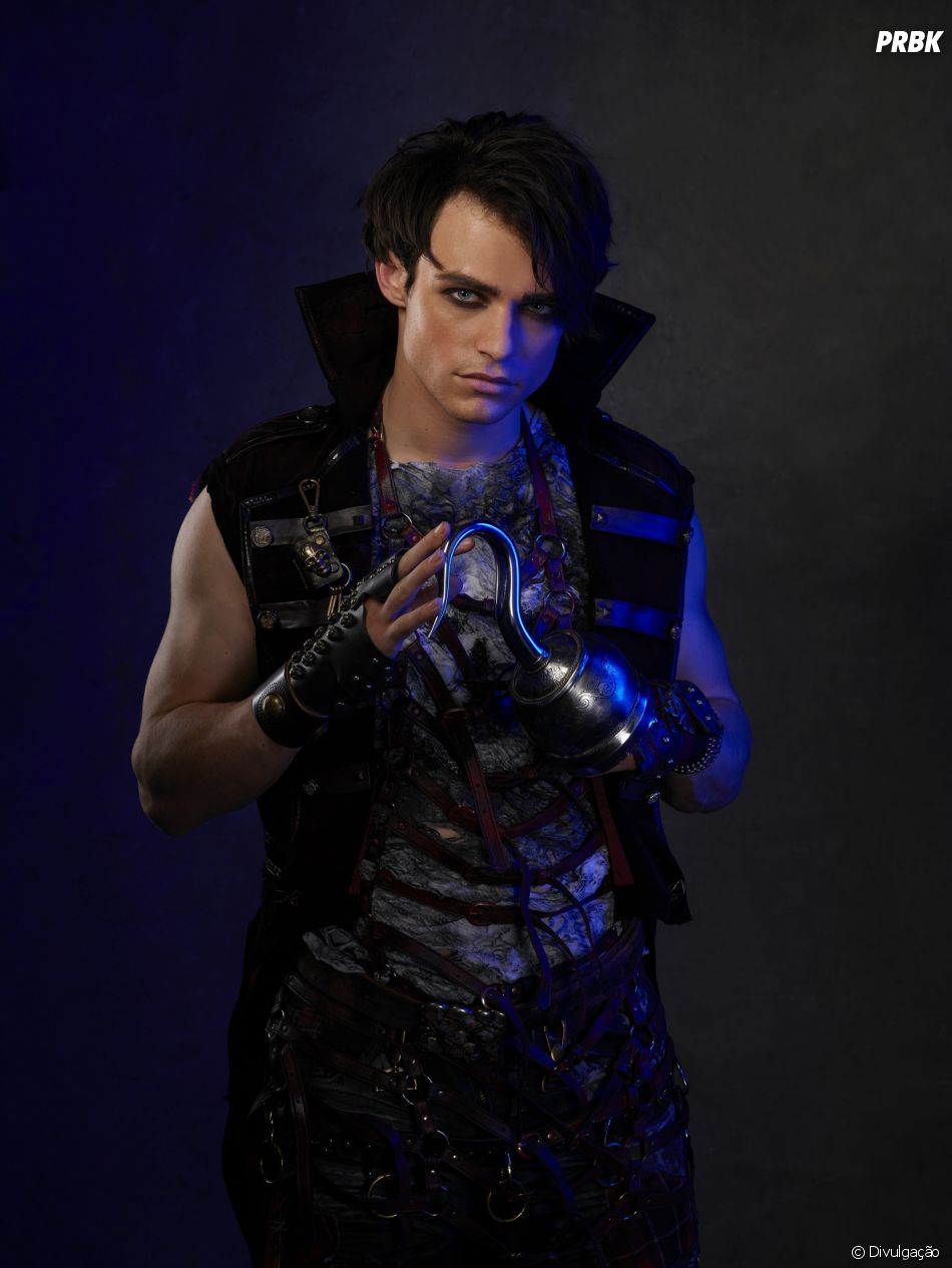 Descendentes 3: Thomas Doherty interpreta Harry Hook - Purebreak