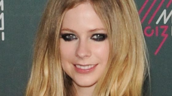 Avril Lavigne: Fotos, últimas notícias, idade, signo e biografia ...